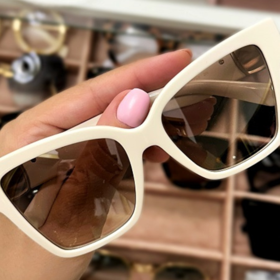 Naslovna - Moda i Tako To